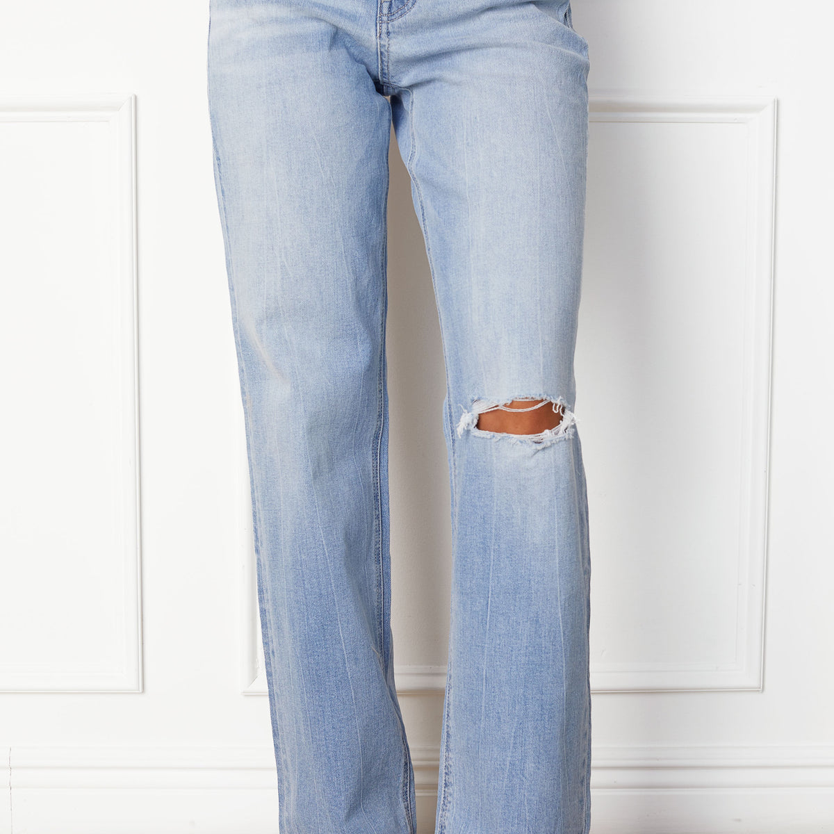 Adriana Light Wash Distressed Jeans – Shop Priceless
