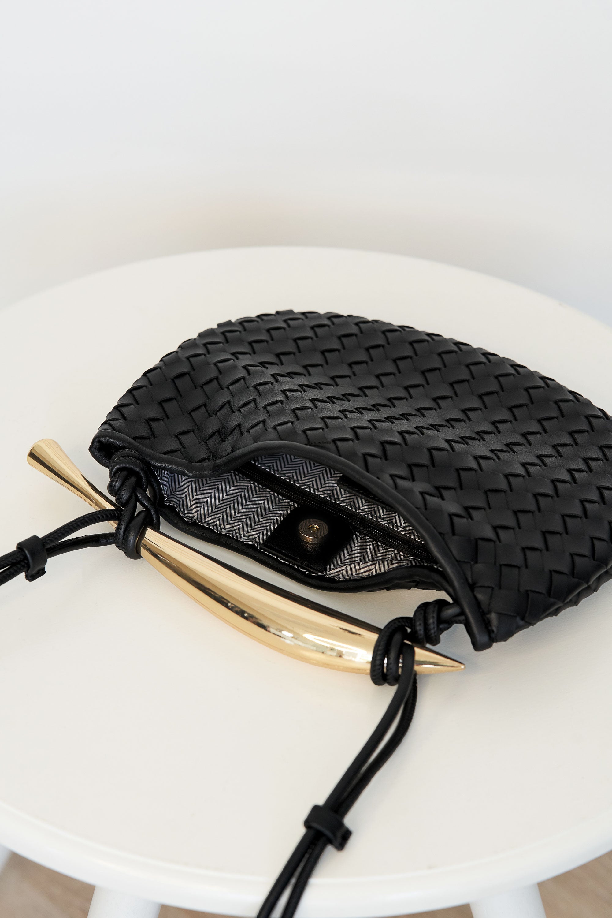 Accessories – Shop Priceless